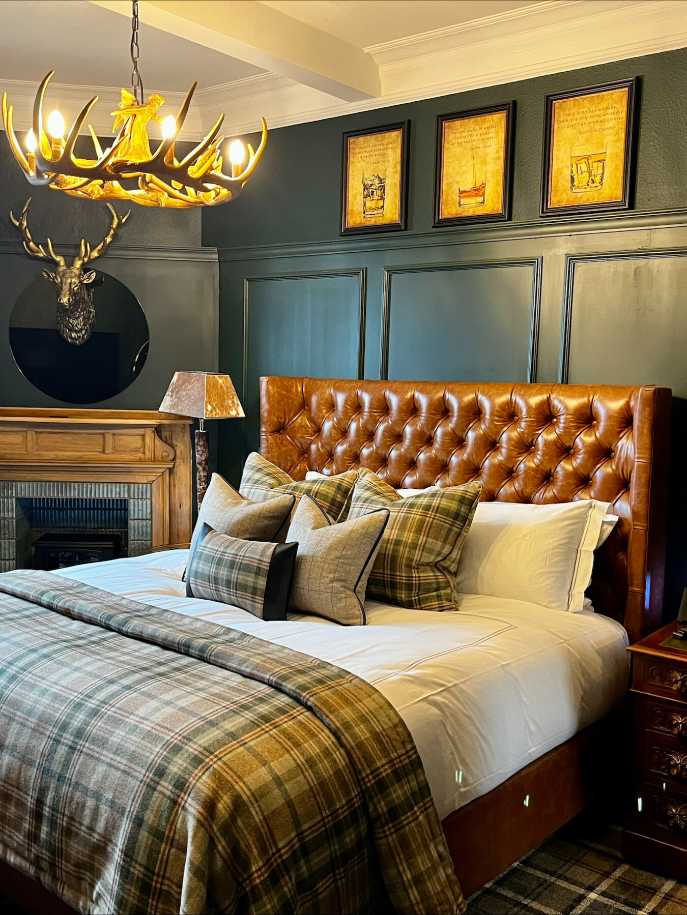 The Abbotsford Hotel, Bar & Restaurant in Ayr, Ayrshire since 1966