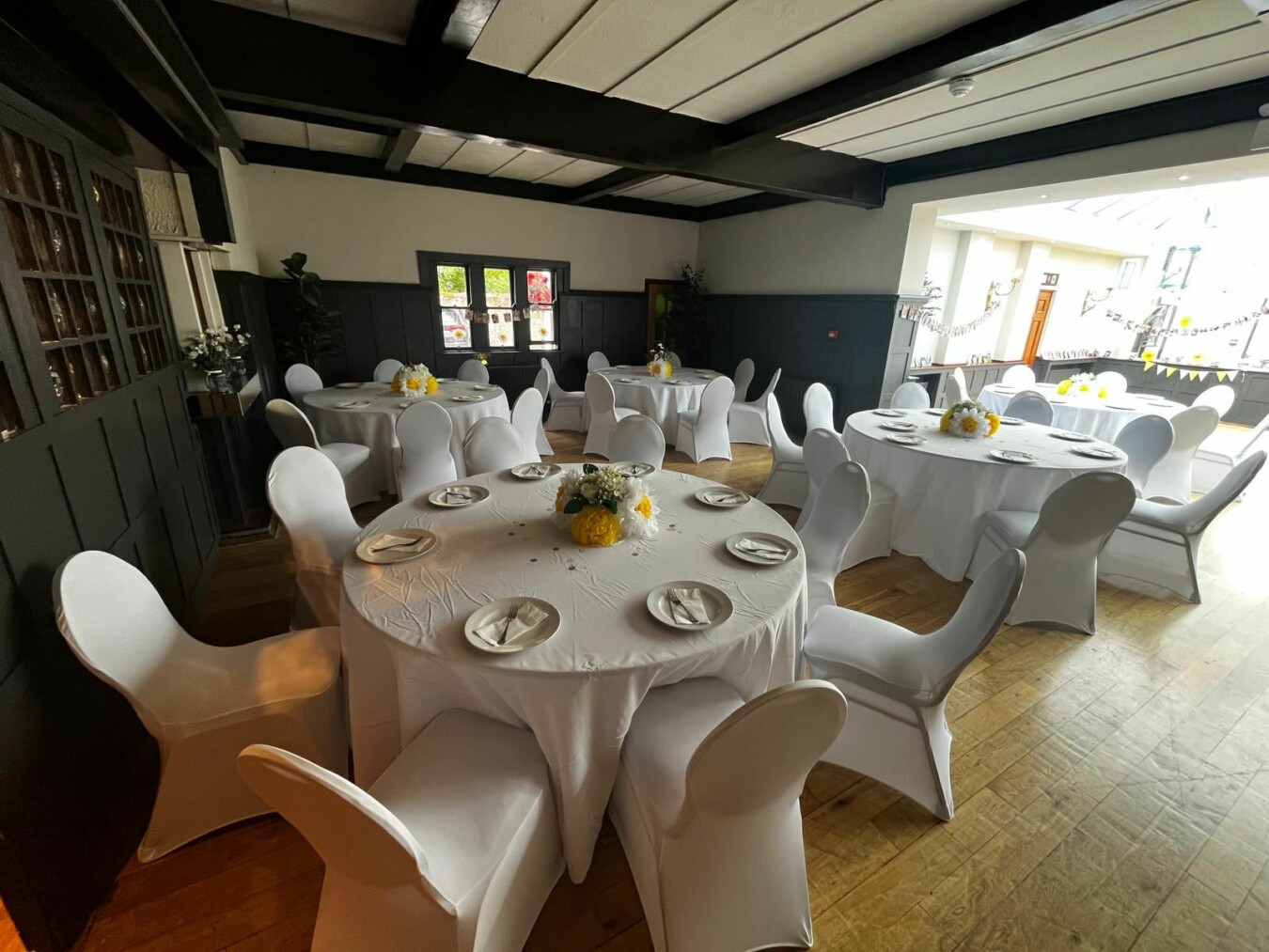 About | The Abbotsford Hotel
