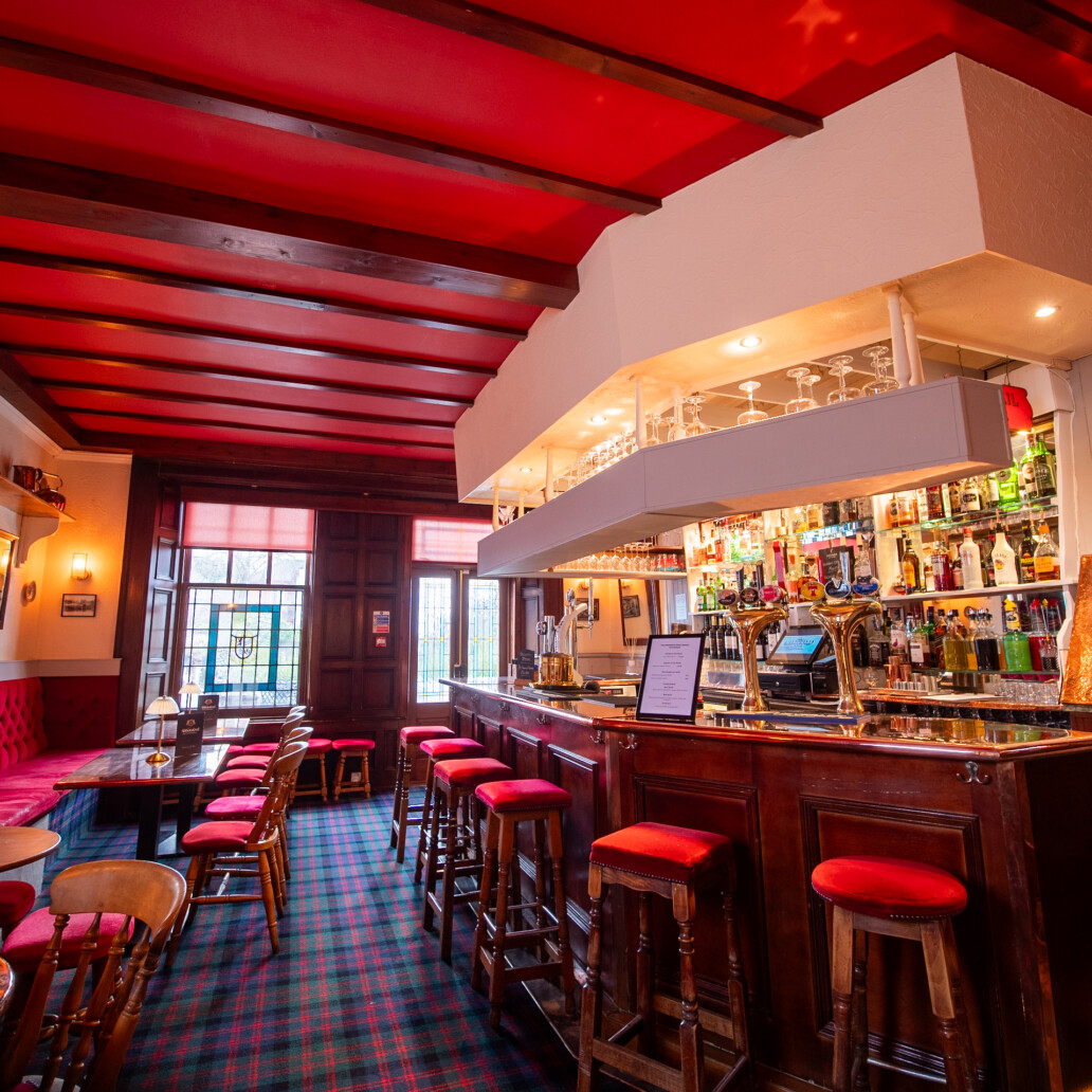 Restaurant & Bar | The Abbotsford Hotel