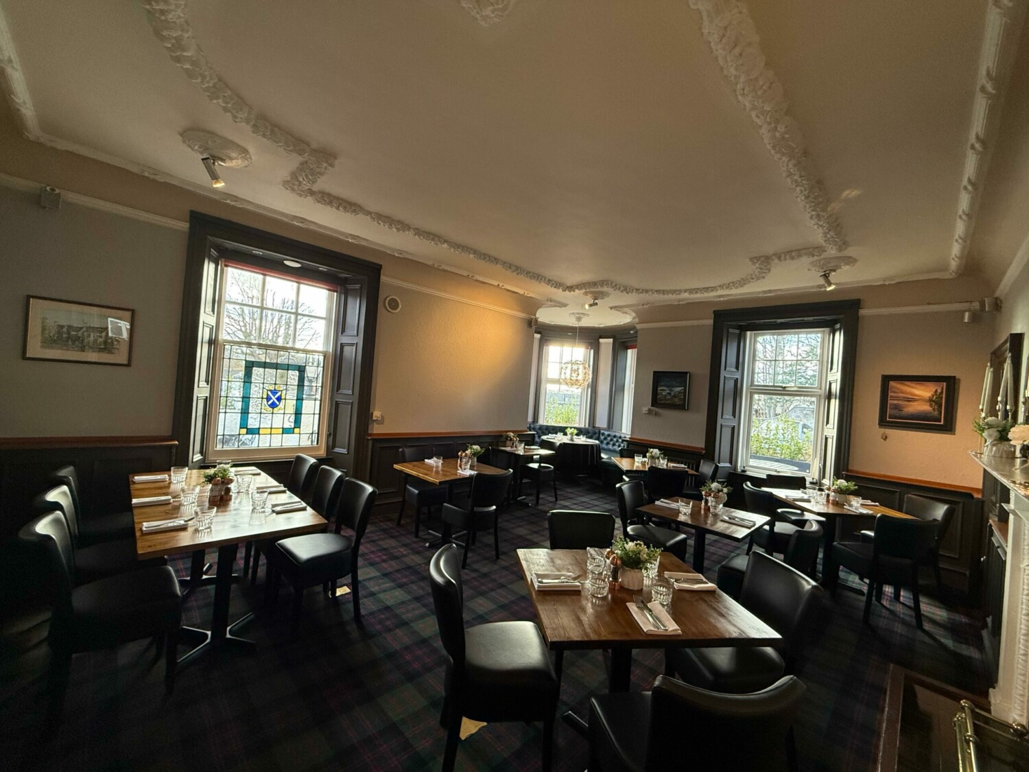 About | The Abbotsford Hotel